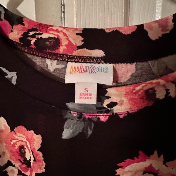 LuLaRoe | Tops | Erika Short Sleeve Swing Top | Poshmark